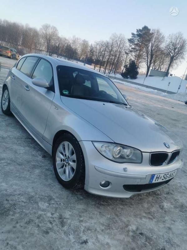 Grey BMW 120 2005 in Klaipeda, with an engine capacity of 2.00 L and mileage of 300 thousand km for 3100 €, photo 3 on AUTOMOTO.COM.LV