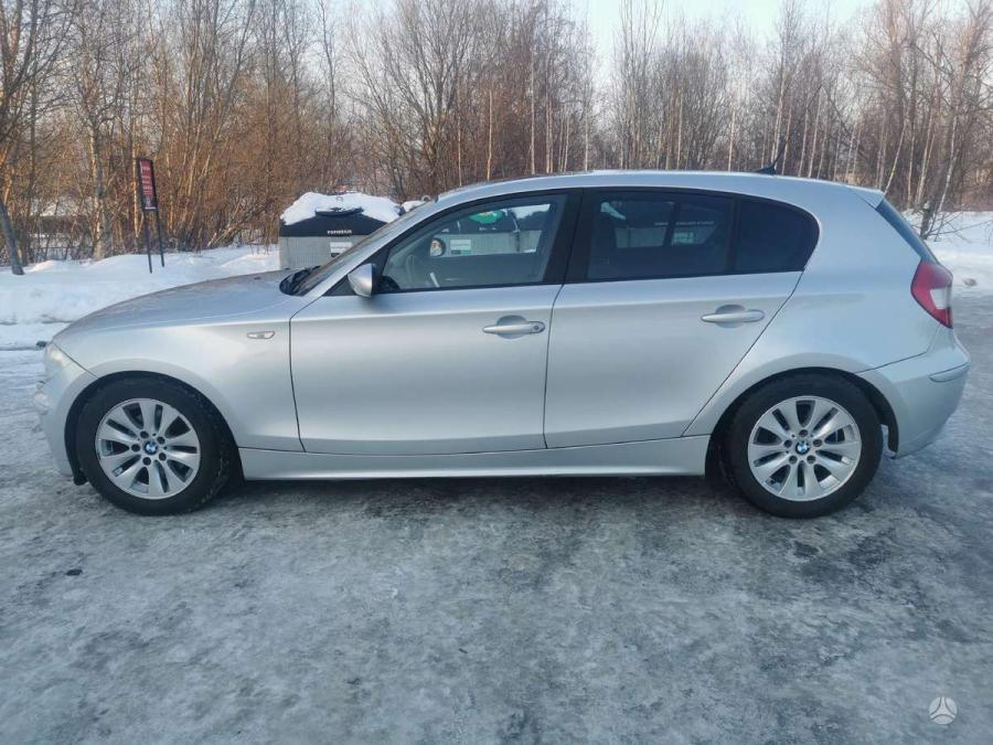 Grey BMW 120 2005 in Klaipeda, with an engine capacity of 2.00 L and mileage of 300 thousand km for 3100 €, photo 8 on AUTOMOTO.COM.LV