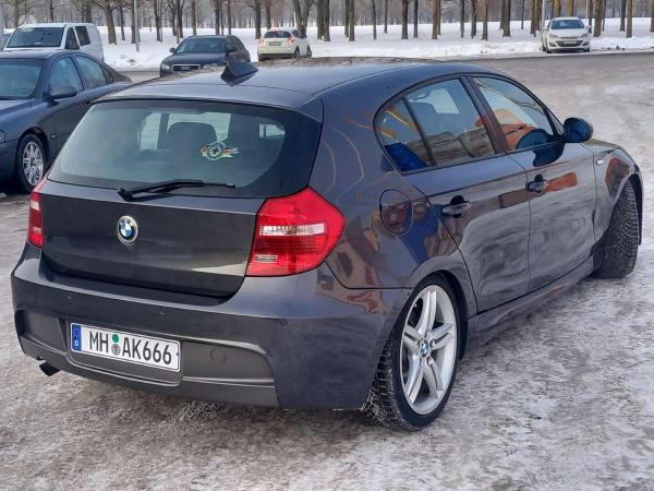 Pelēks BMW 120 2005 Kėdainiai, ar dzinēja tilpumu 2.00 L un nobraukumu 257 tūkst. km par 3400 €, foto 8 vietnē AUTOMOTO.COM.LV