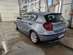 Pelēks BMW 120 2005 Kauņa, ar dzinēja tilpumu 2.00 L un nobraukumu 297 tūkst. km par 2850 €, foto 3 vietnē AUTOMOTO.COM.LV