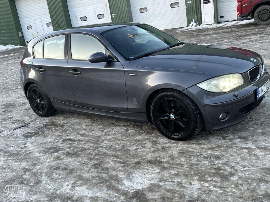 Pelēks BMW 120 2005 Klaipėda, ar dzinēja tilpumu 2.00 L un nobraukumu 520 tūkst. km par 2950 €, foto 2 vietnē AUTOMOTO.COM.LV