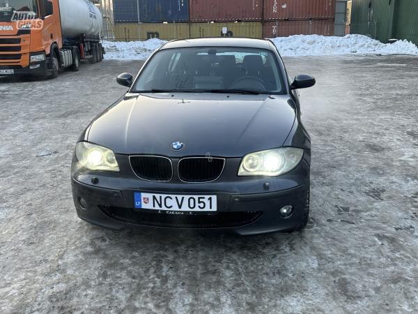 Pelēks BMW 120 2005 Klaipėda, ar dzinēja tilpumu 2.00 L un nobraukumu 520 tūkst. km par 2950 €, foto 4 vietnē AUTOMOTO.COM.LV