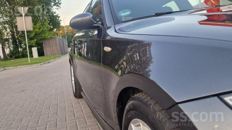 Grey BMW 120 2005 in Jelgava, with an engine capacity of 2.00 L and mileage of 362 thousand km for 3450 €, photo 20 on AUTOMOTO.COM.LV