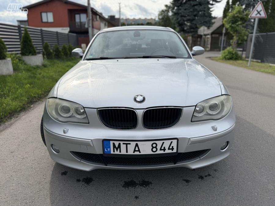 Pelēks BMW 120 2005 Kauņa, ar dzinēja tilpumu 2.00 L un nobraukumu 223 tūkst. km par 3450 €, foto 3 vietnē AUTOMOTO.COM.LV
