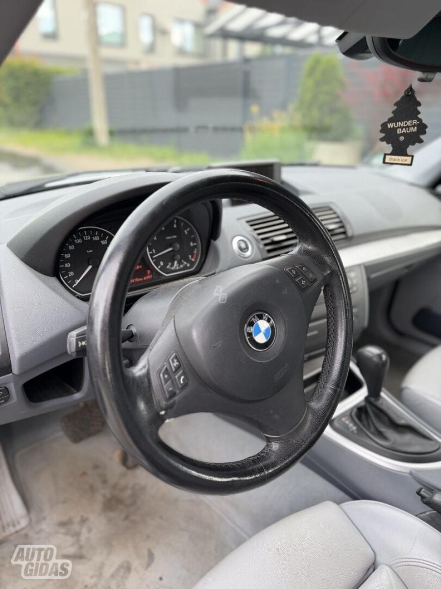 Pelēks BMW 120 2005 Kauņa, ar dzinēja tilpumu 2.00 L un nobraukumu 223 tūkst. km par 3450 €, foto 21 vietnē AUTOMOTO.COM.LV