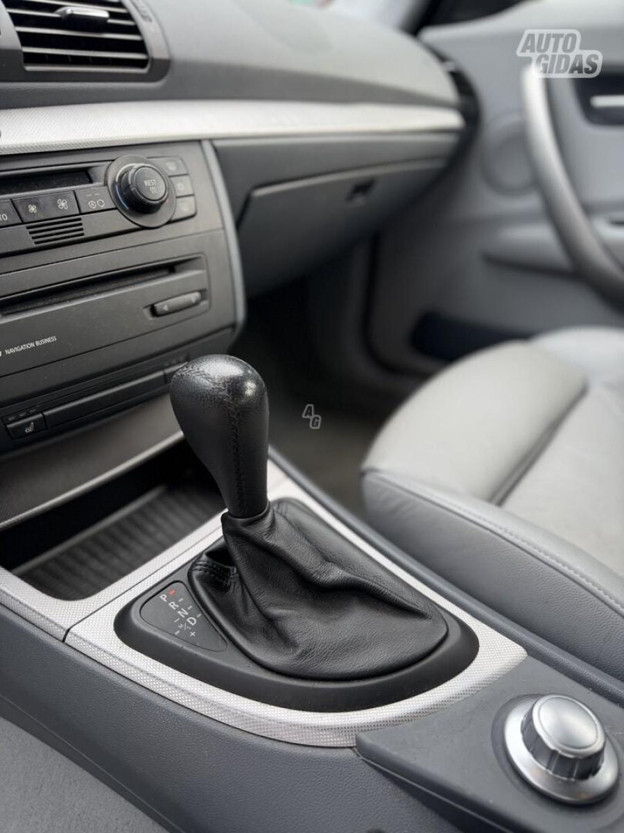 Pelēks BMW 120 2005 Kauņa, ar dzinēja tilpumu 2.00 L un nobraukumu 223 tūkst. km par 3450 €, foto 25 vietnē AUTOMOTO.COM.LV