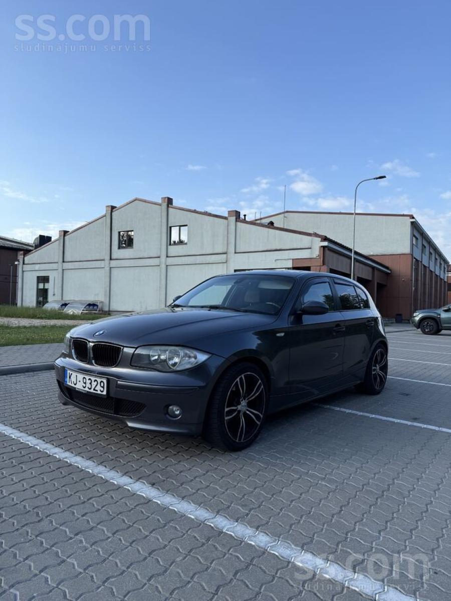 Pelēks BMW 120 2005 Rīga, ar dzinēja tilpumu 2.00 L un nobraukumu 221 tūkst. km par 3300 €, foto 1 vietnē AUTOMOTO.COM.LV