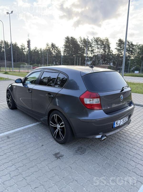 Grey BMW 120 2005 in Riga, with an engine capacity of 2.00 L and mileage of 221 thousand km for 3300 €, photo 4 on AUTOMOTO.COM.LV