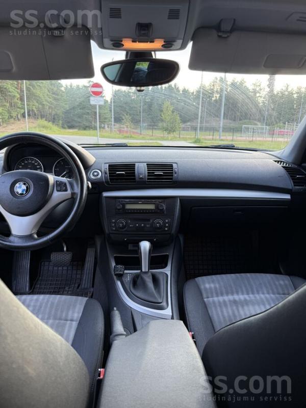 Grey BMW 120 2005 in Riga, with an engine capacity of 2.00 L and mileage of 221 thousand km for 3300 €, photo 5 on AUTOMOTO.COM.LV