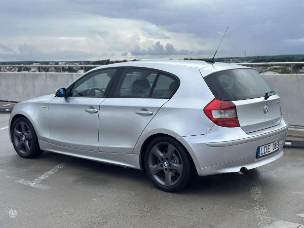 Grey BMW 120 2005 in Vilnius, with an engine capacity of 0.00 L and mileage of 268 thousand km for 3600 €, photo 3 on AUTOMOTO.COM.LV