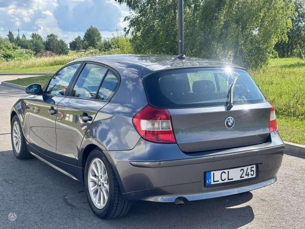 Grey BMW 120 2005 in Vilnius, with an engine capacity of 2.00 L and mileage of 390 thousand km for 3300 €, photo 3 on AUTOMOTO.COM.LV