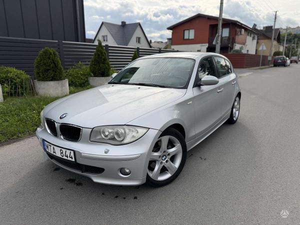 Grey BMW 120 2005 in Kaunas, with an engine capacity of 2.00 L and mileage of 223 thousand km for 3250 €, photo 1 on AUTOMOTO.COM.LV