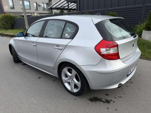 Grey BMW 120 2005 in Kaunas, with an engine capacity of 2.00 L and mileage of 223 thousand km for 3250 €, photo 10 on AUTOMOTO.COM.LV