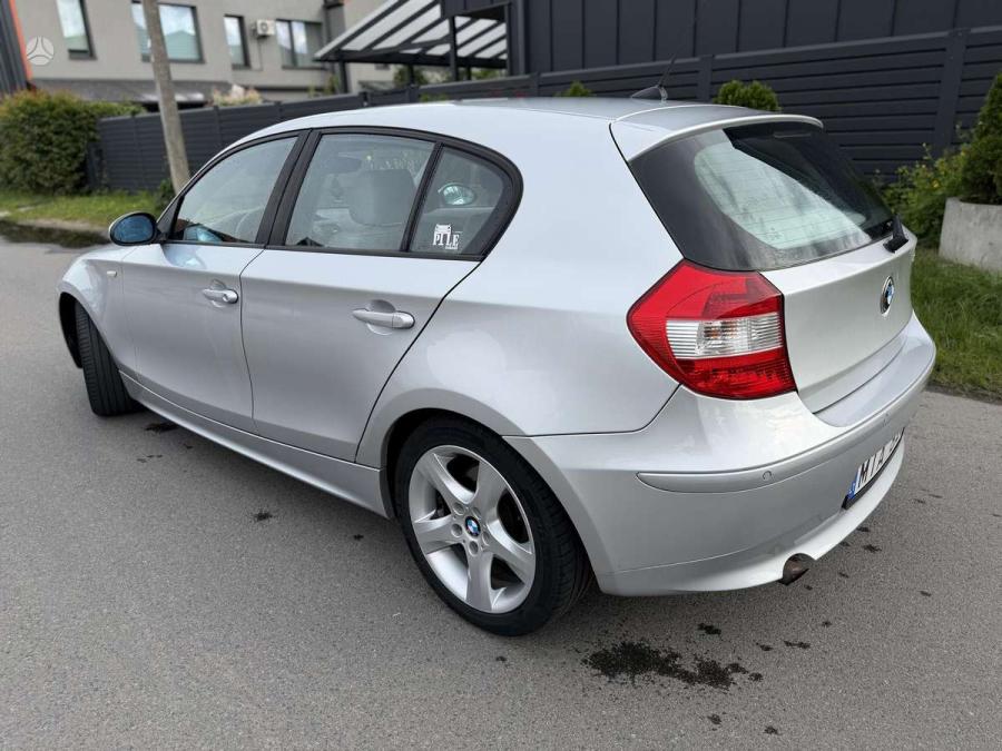 Grey BMW 120 2005 in Kaunas, with an engine capacity of 2.00 L and mileage of 223 thousand km for 3250 €, photo 10 on AUTOMOTO.COM.LV