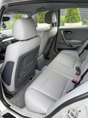 Grey BMW 120 2005 in Kaunas, with an engine capacity of 2.00 L and mileage of 223 thousand km for 3250 €, photo 14 on AUTOMOTO.COM.LV