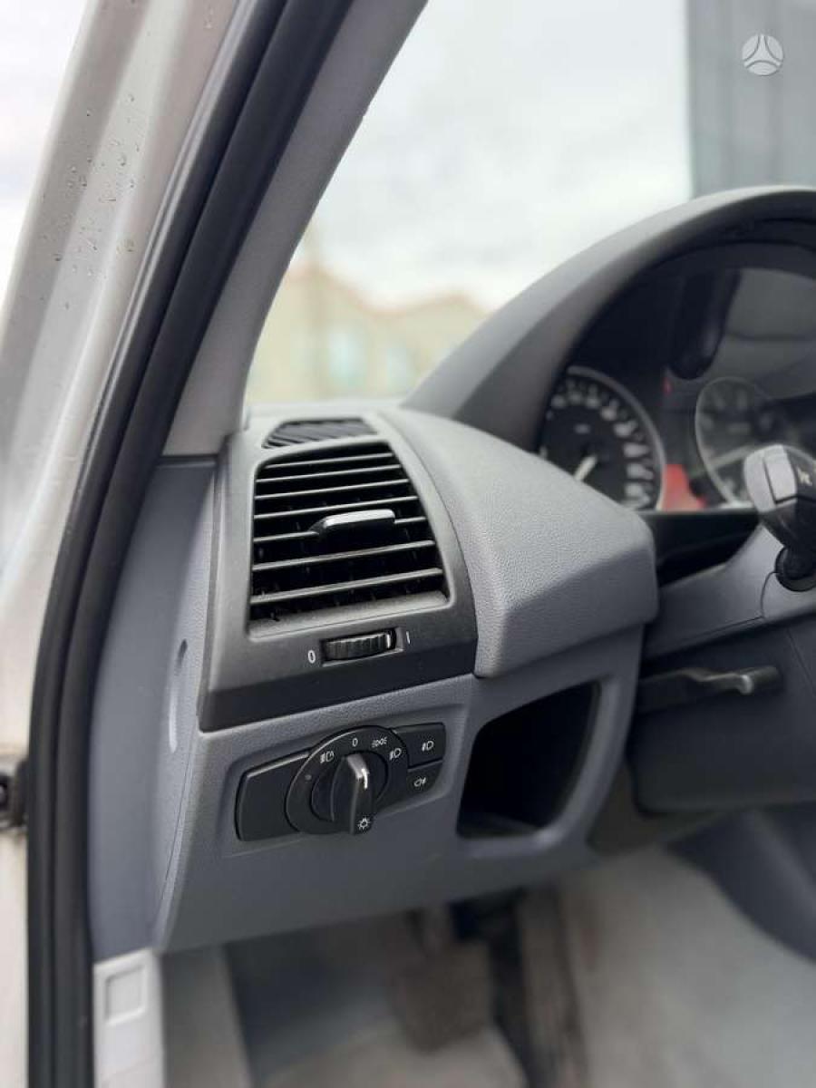 Grey BMW 120 2005 in Kaunas, with an engine capacity of 2.00 L and mileage of 223 thousand km for 3250 €, photo 23 on AUTOMOTO.COM.LV