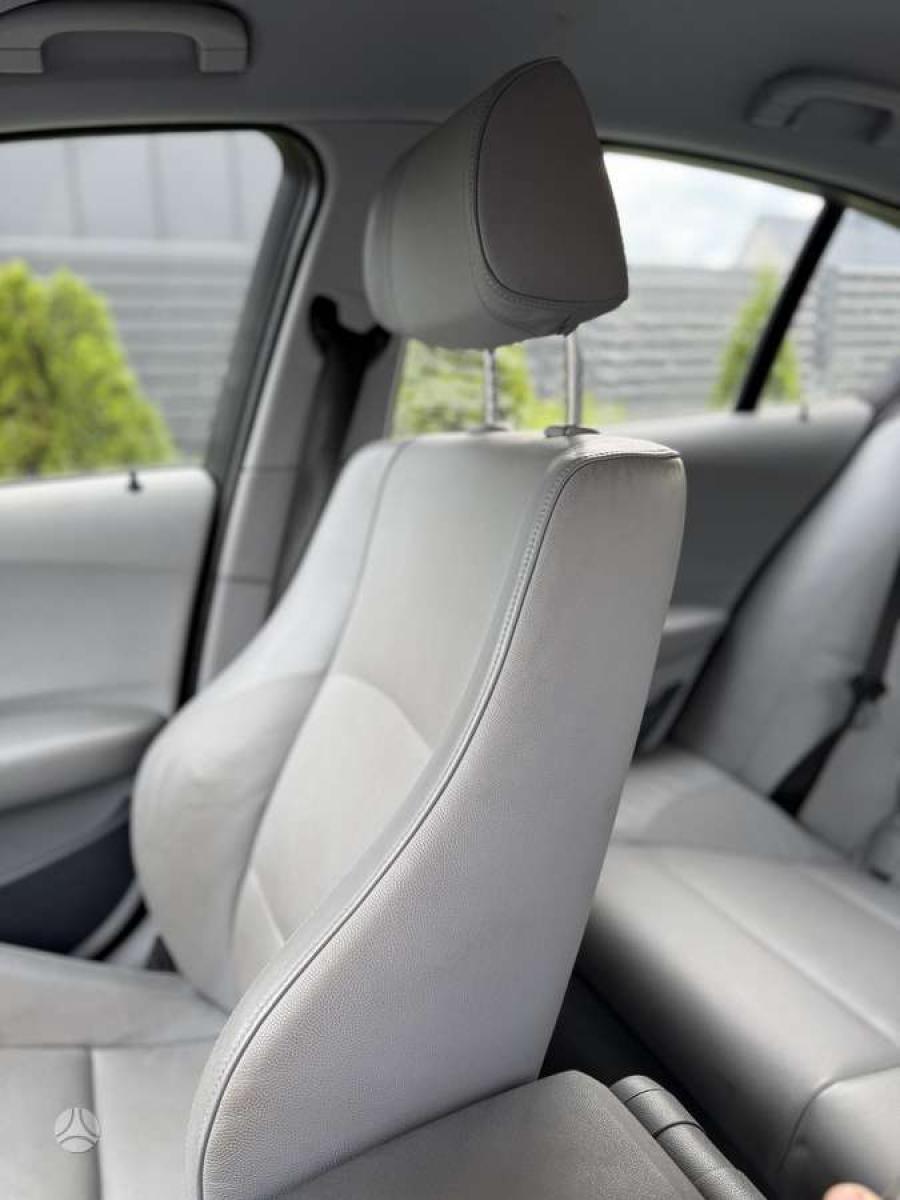 Grey BMW 120 2005 in Kaunas, with an engine capacity of 2.00 L and mileage of 223 thousand km for 3250 €, photo 31 on AUTOMOTO.COM.LV