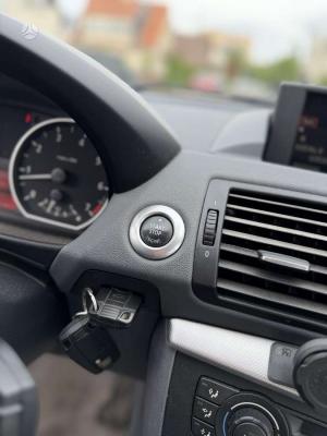 Grey BMW 120 2005 in Kaunas, with an engine capacity of 2.00 L and mileage of 223 thousand km for 3250 €, photo 32 on AUTOMOTO.COM.LV