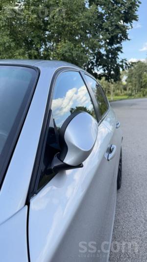 Grey BMW 120 2005 in Riga, with an engine capacity of 2.00 L and mileage of 323 thousand km for 3400 €, photo 7 on AUTOMOTO.COM.LV
