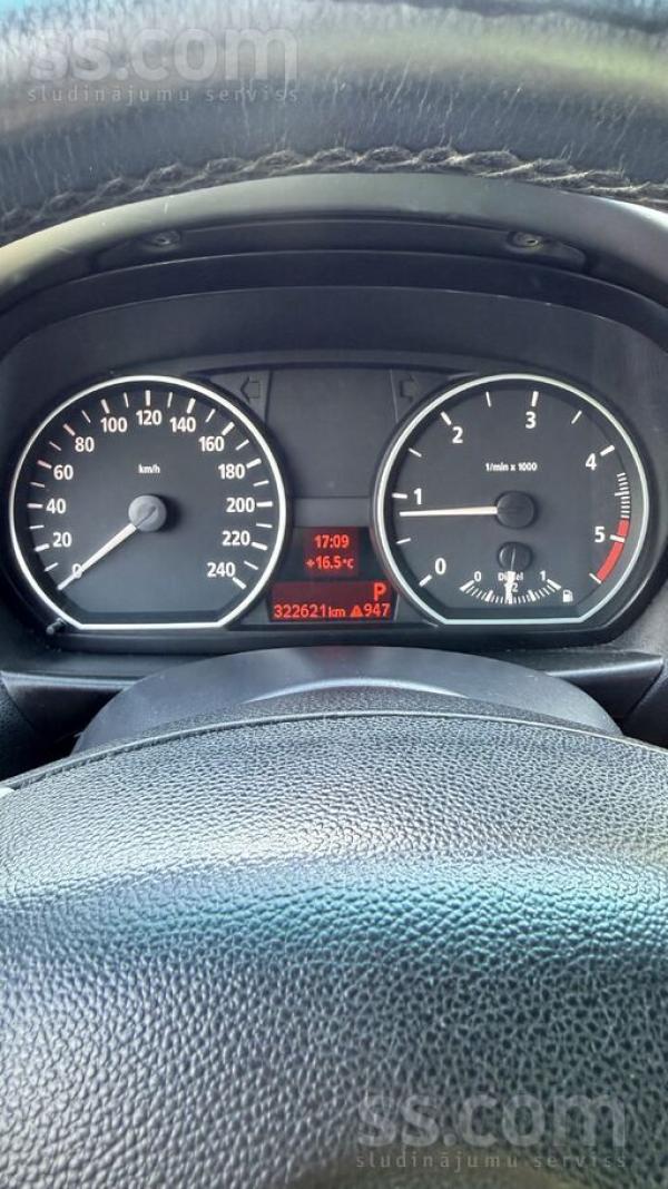 Grey BMW 120 2005 in Riga, with an engine capacity of 2.00 L and mileage of 323 thousand km for 3400 €, photo 8 on AUTOMOTO.COM.LV