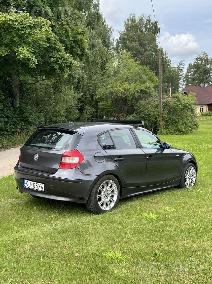 Grey BMW 120 2005 in Riga, with an engine capacity of 2.00 L and mileage of 312 thousand km for 1350 €, photo 4 on AUTOMOTO.COM.LV