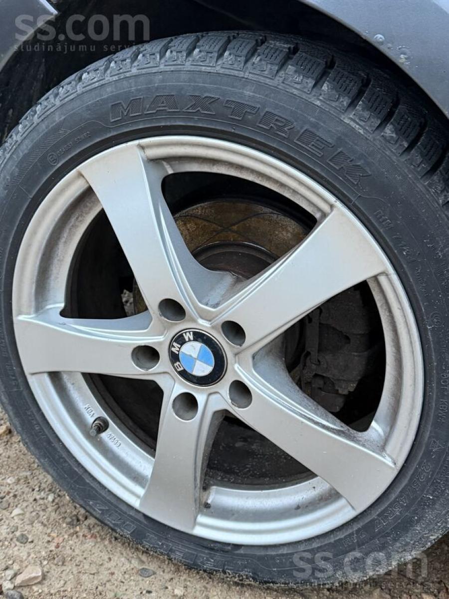 Pelēks BMW 120 2005 Ogre, ar dzinēja tilpumu 2.00 L un nobraukumu 310 tūkst. km par 3000 €, foto 10 vietnē AUTOMOTO.COM.LV