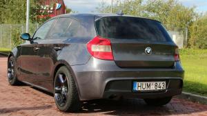 Pelēks BMW 120 2005 Viļņa, ar dzinēja tilpumu 2.00 L un nobraukumu 469 tūkst. km par 3600 €, foto 6 vietnē AUTOMOTO.COM.LV