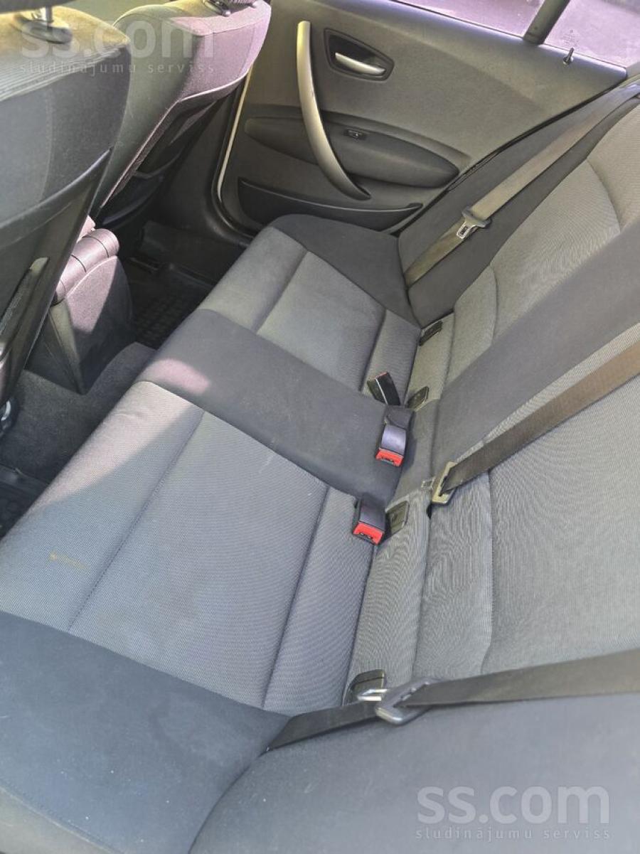 Pelēks BMW 120 2005 Rīga, ar dzinēja tilpumu 2.00 L un nobraukumu 297 tūkst. km par 2100 €, foto 12 vietnē AUTOMOTO.COM.LV