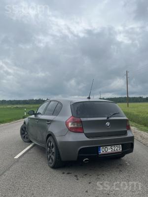 Pelēks BMW 120 2006 Talsi, ar dzinēja tilpumu 2.00 L un nobraukumu 380 tūkst. km par 3800 €, foto 3 vietnē AUTOMOTO.COM.LV