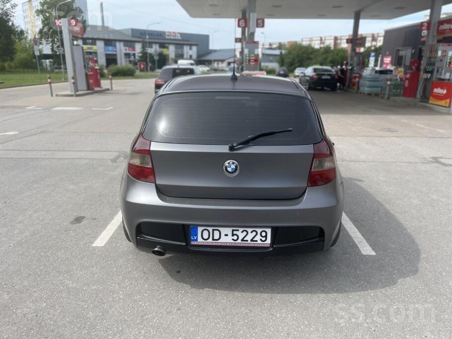 Grey BMW 120 2006 in Jelgava, with an engine capacity of 2.00 L and mileage of 398 thousand km for 2850 €, photo 2 on AUTOMOTO.COM.LV