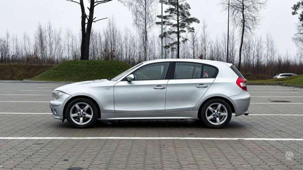 Pelēks BMW 120 2006 Viļņa, ar dzinēja tilpumu 2.00 L un nobraukumu 307 tūkst. km par 1750 €, foto 7 vietnē AUTOMOTO.COM.LV