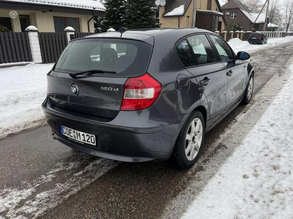 Pelēks BMW 120 2006 Marijampole, ar dzinēja tilpumu 2.00 L un nobraukumu 316 tūkst. km par 3000 €, foto 6 vietnē AUTOMOTO.COM.LV