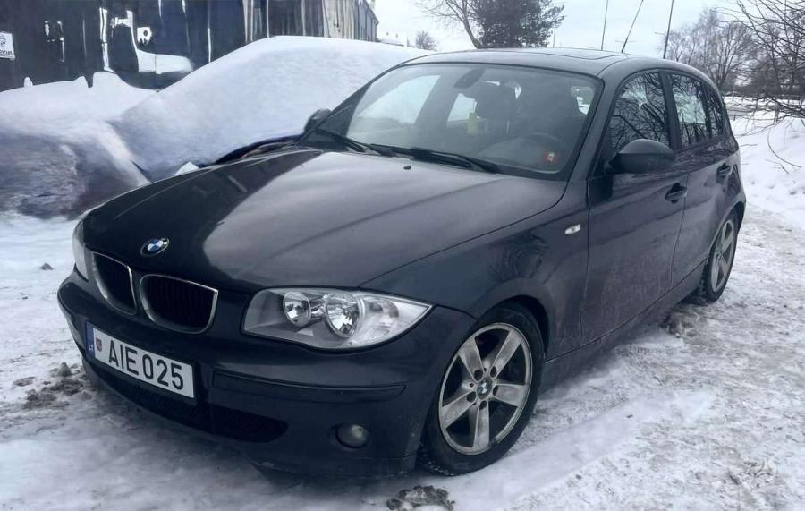 Grey BMW 120 2006 in Kaunas, with an engine capacity of 2.00 L and mileage of 396 thousand km for 2350 €, photo 1 on AUTOMOTO.COM.LV