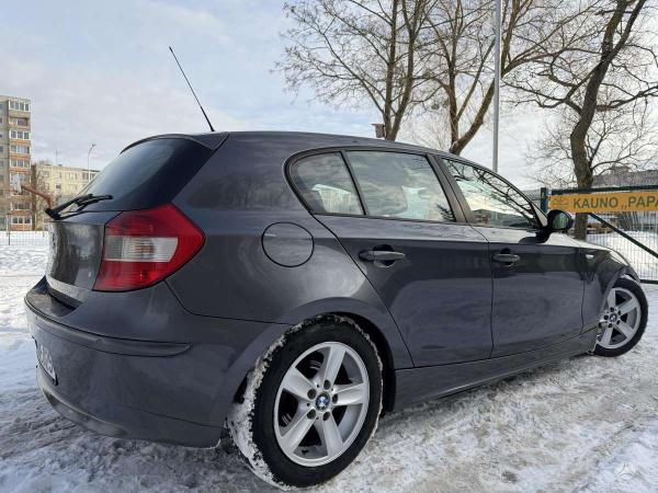 Pelēks BMW 120 2006 Kauņa, ar dzinēja tilpumu 2.00 L un nobraukumu 397 tūkst. km par 2450 €, foto 4 vietnē AUTOMOTO.COM.LV