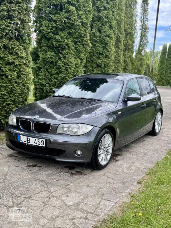 Grey BMW 120 2006 in Skuodas, with an engine capacity of 2.00 L and mileage of 379 thousand km for 3700 €, photo 1 on AUTOMOTO.COM.LV