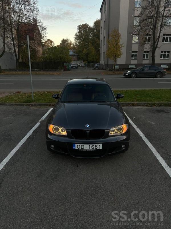 Grey BMW 120 2006 in Riga, with an engine capacity of 2.00 L and mileage of 341 thousand km for 4500 €, photo 1 on AUTOMOTO.COM.LV