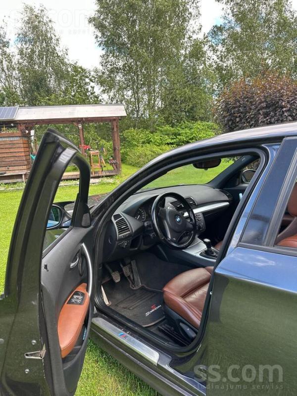 Grey BMW 120 2006 in Riga, with an engine capacity of 2.00 L and mileage of 341 thousand km for 4500 €, photo 6 on AUTOMOTO.COM.LV