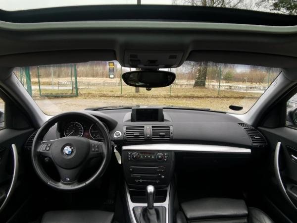 Grey BMW 120 2006 in Riga, with an engine capacity of 2.00 L and mileage of 321 thousand km for 4900 €, photo 5 on AUTOMOTO.COM.LV