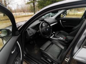 Grey BMW 120 2006 in Riga, with an engine capacity of 2.00 L and mileage of 321 thousand km for 4900 €, photo 8 on AUTOMOTO.COM.LV