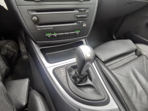 Grey BMW 120 2006 in Riga, with an engine capacity of 2.00 L and mileage of 321 thousand km for 4900 €, photo 12 on AUTOMOTO.COM.LV