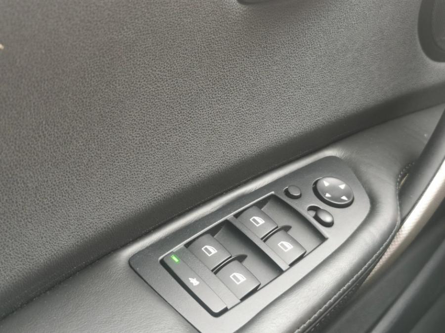 Grey BMW 120 2006 in Riga, with an engine capacity of 2.00 L and mileage of 321 thousand km for 4900 €, photo 17 on AUTOMOTO.COM.LV