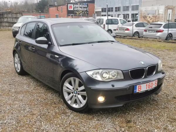 Grey BMW 120 2006 in Kuldiga, with an engine capacity of 2.00 L and mileage of 321 thousand km for 4900 €, photo 3 on AUTOMOTO.COM.LV