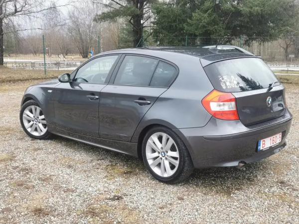 Grey BMW 120 2006 in Kuldiga, with an engine capacity of 2.00 L and mileage of 321 thousand km for 4900 €, photo 4 on AUTOMOTO.COM.LV
