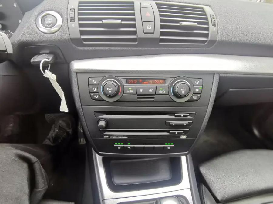Pelēks BMW 120 2006 Kuldīga, ar dzinēja tilpumu 2.00 L un nobraukumu 321 tūkst. km par 4900 €, foto 11 vietnē AUTOMOTO.COM.LV
