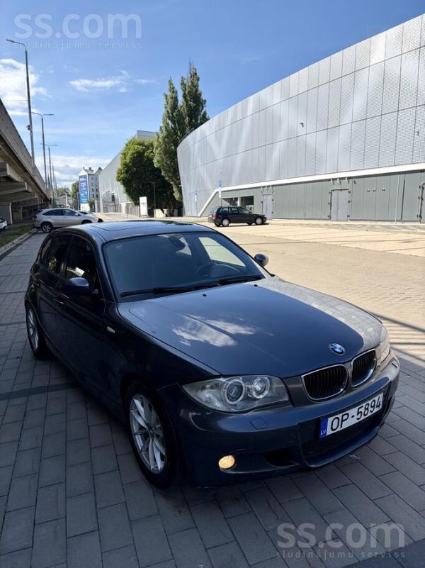 Grey BMW 120 2006 in Riga, with an engine capacity of 2.00 L and mileage of 278 thousand km for 3100 €, photo 3 on AUTOMOTO.COM.LV