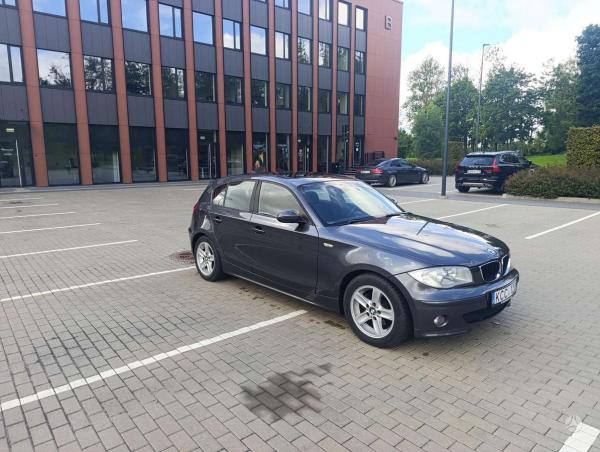 Grey BMW 120 2006 in Vilnius, with an engine capacity of 2.00 L and mileage of 350 thousand km for 2600 €, photo 6 on AUTOMOTO.COM.LV