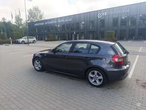 Pelēks BMW 120 2006 Viļņa, ar dzinēja tilpumu 2.00 L un nobraukumu 350 tūkst. km par 2600 €, foto 9 vietnē AUTOMOTO.COM.LV