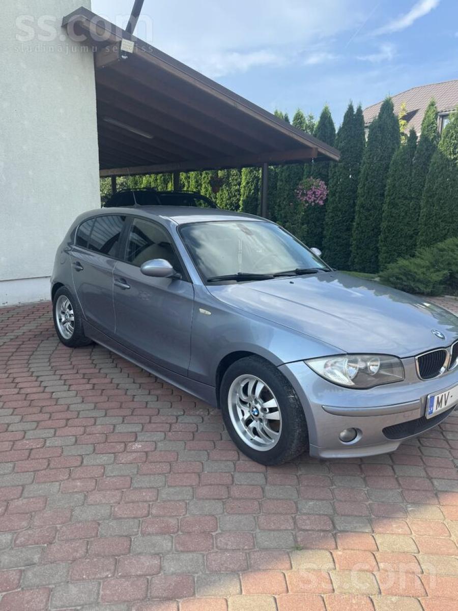 Grey BMW 120 2006 in Riga, with an engine capacity of 2.00 L and mileage of 304 thousand km for 3250 €, photo 3 on AUTOMOTO.COM.LV