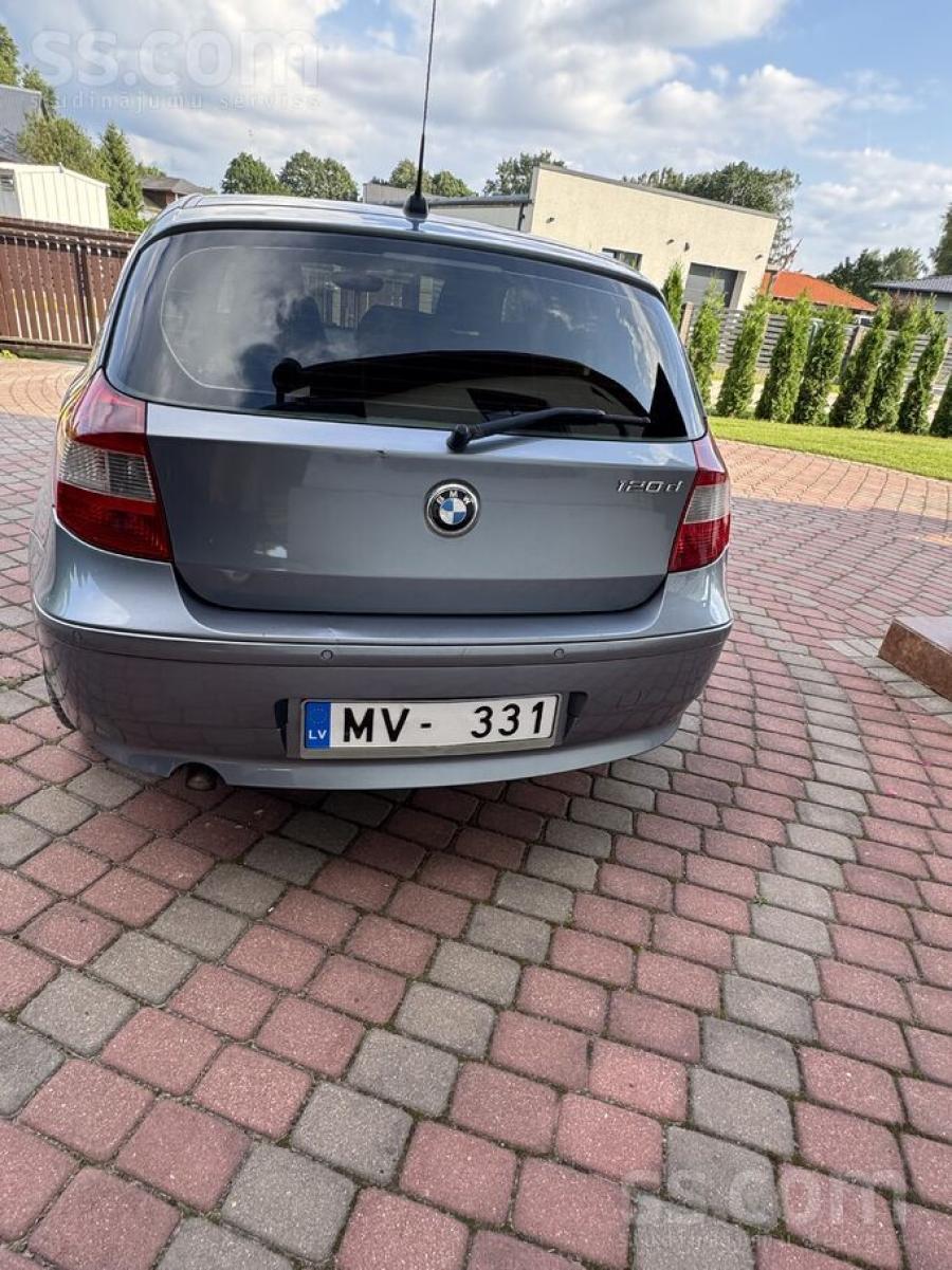 Grey BMW 120 2006 in Riga, with an engine capacity of 2.00 L and mileage of 304 thousand km for 3250 €, photo 5 on AUTOMOTO.COM.LV