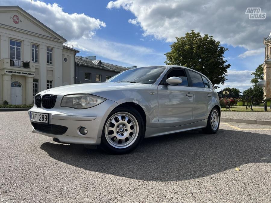 Grey BMW 120 2006 in Vilnius, with an engine capacity of 2.00 L and mileage of 374 thousand km for 2600 €, photo 1 on AUTOMOTO.COM.LV